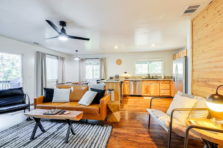 Access To Pine Mountain Lake: Family Cabin W/ Deck - Yosemite National Park, CA