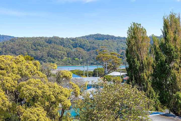 18 Fosters Bay Road, Narooma - Narooma