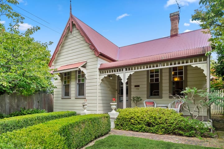 Brechin Cottage - Blackheath
