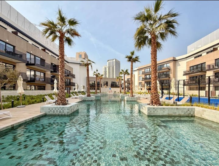 Serene 2br+1 Haven In Oakley Jvc | 5star Amenities - 