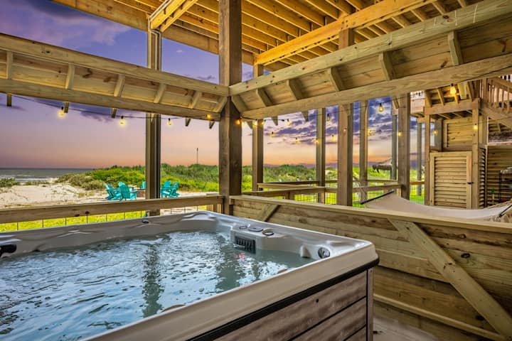 Beachfront L Hot Tub L Free Cancelation - Crystal Beach, TX