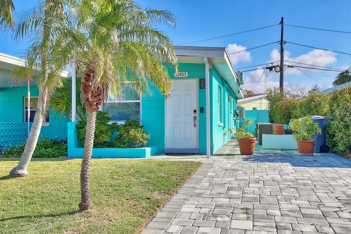 Cute 1 Bedroom Close To Beach - Shore Thing - Treasure Island, FL