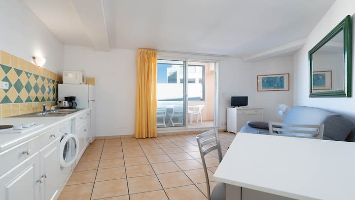 Appt Lumineux Avec Grand Balcon Pour 4 Pers - Vias