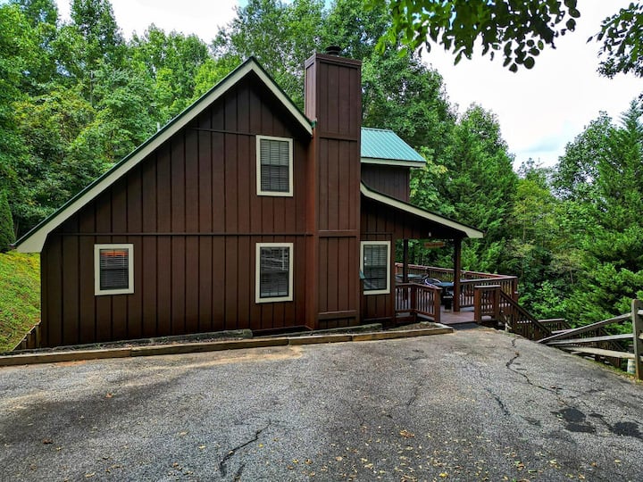 Intro Rate Hiking, Biking, Rafting, Apple Picking, - Blairsville, GA