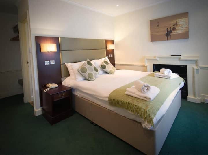 Standard Double Room - Bibury
