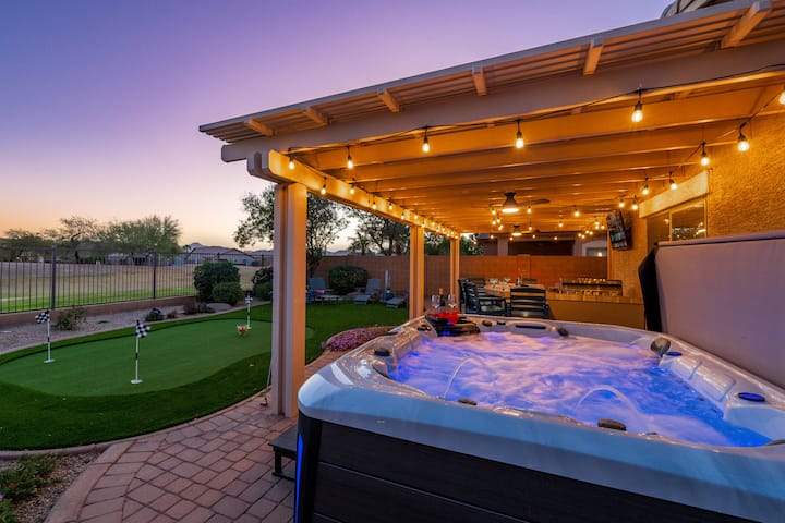 Las Polinas Golf Course!  Putting Green, Hot Tub - Queen Creek, AZ