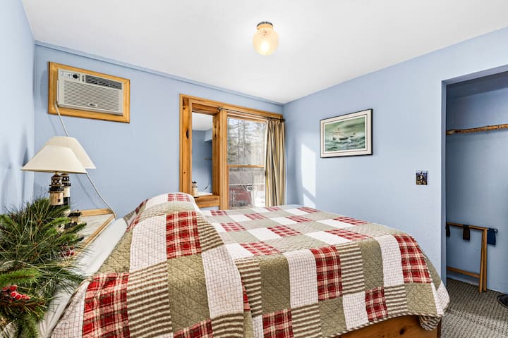 Great Lakes Suite @ Innongitchegumee - Duluth, MN