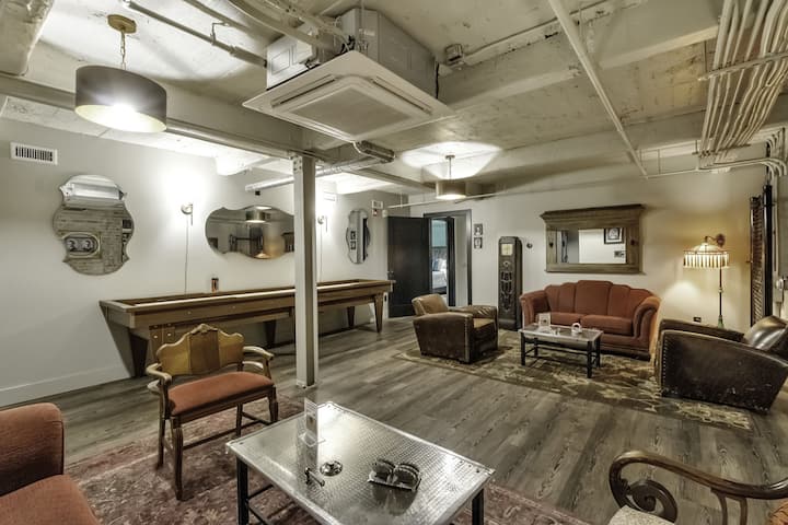 The Frank Jelly Nash Room @ The Bank - East Aurora, NY