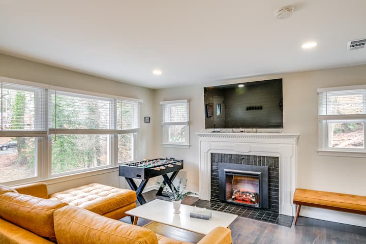 Modern Apt 11 Mi To Dc: Pets Welcome! - Clinton, MD