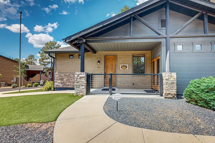 2br Cabin Home | Fairway Views | Gas Grill - Show Low, AZ