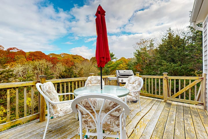 4br House Close To Beach With Porch, Deck, & W/d - Orleans, MA