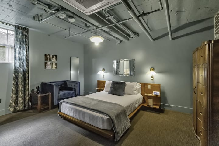 1930’s Boutique Hotel On Main Street - East Aurora, NY