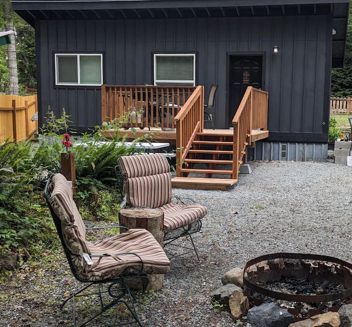 Little Creek Cabin-ac/wifi - アッシュフォード, WA