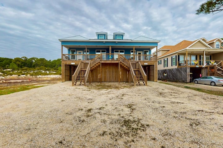 Beachview Duplex With Double Lofts & Balcony - Dauphin Island, AL