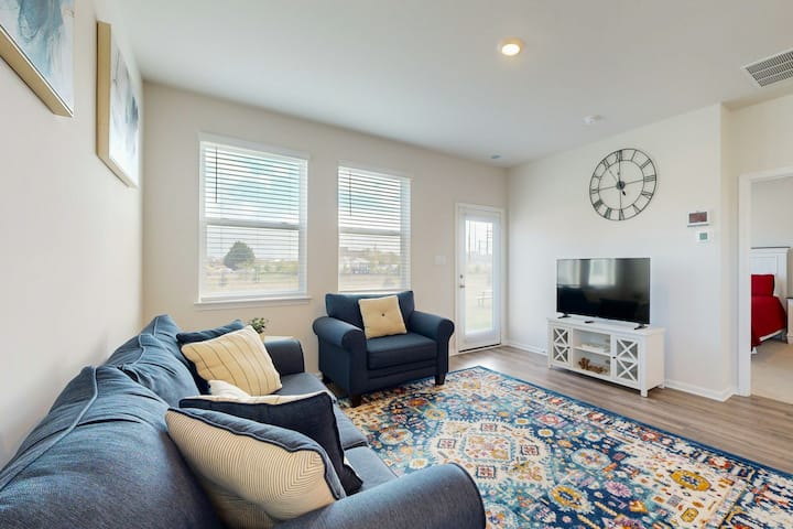 Townhome With Central Ac & Washer/dryer - Delaware