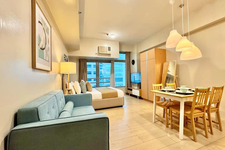 Peaceful Sanctuary W/ Netflix - Quezon City