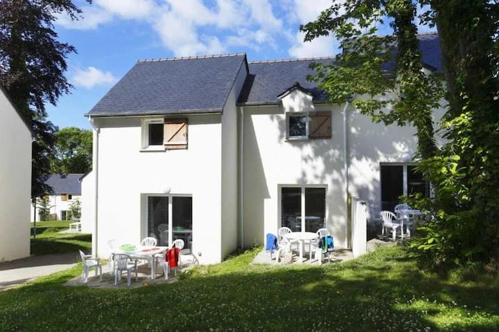 Camping 3 éToiles - Piscine - Ccaiibe - Audierne