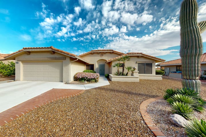Dog-friendly Desert Stay With A Pool And Gym - Oro Valley, AZ