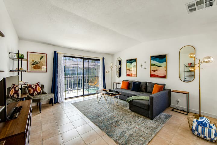 2br 2nd-floor | Balcony | Pool | Nokitchen - Palm Springs, CA