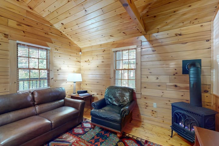 2br Cabin W/kitchen, Fireplace & Pool Table - Warren Island State Park, Islesboro