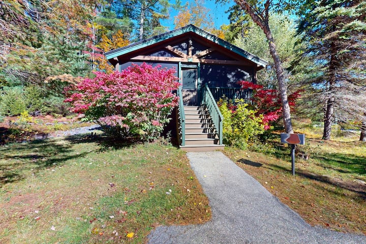 2br Cabin W/kitchen, Fireplace & Pool Table - Camden, ME
