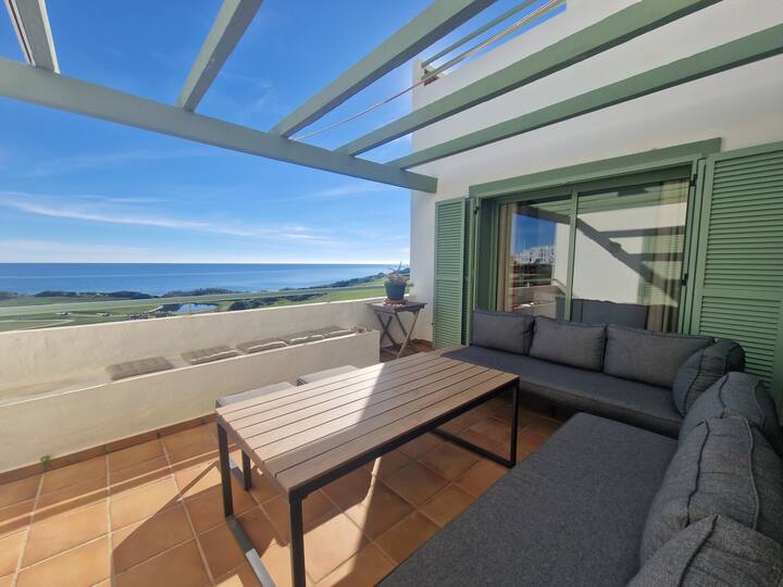 Luxury Golf Retreat In Alcaidesa With Sea Views - Castellar de la Frontera