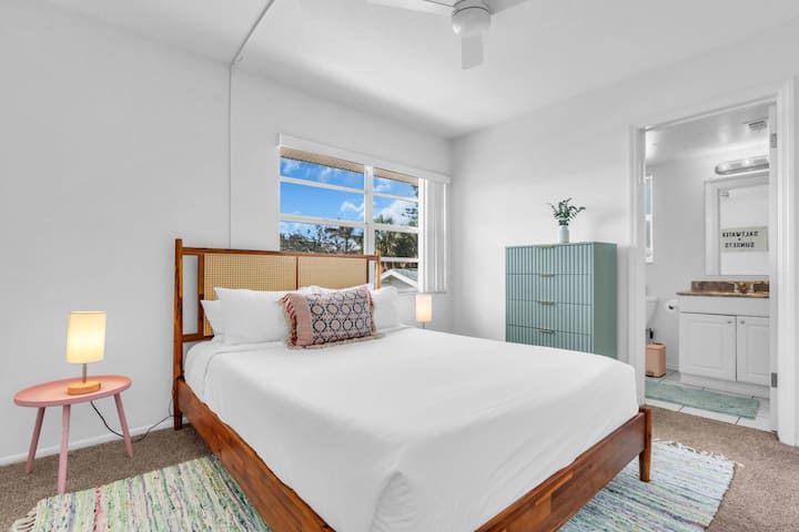 Lido Key Beach Escape | 2 Private Suites - Sarasota, FL