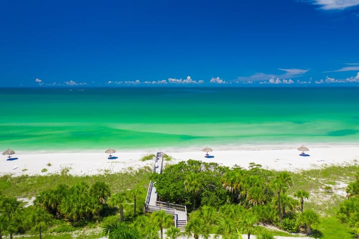 Sunlit 2b Lido Escape Steps To Beach & St. Armands - Sarasota, FL