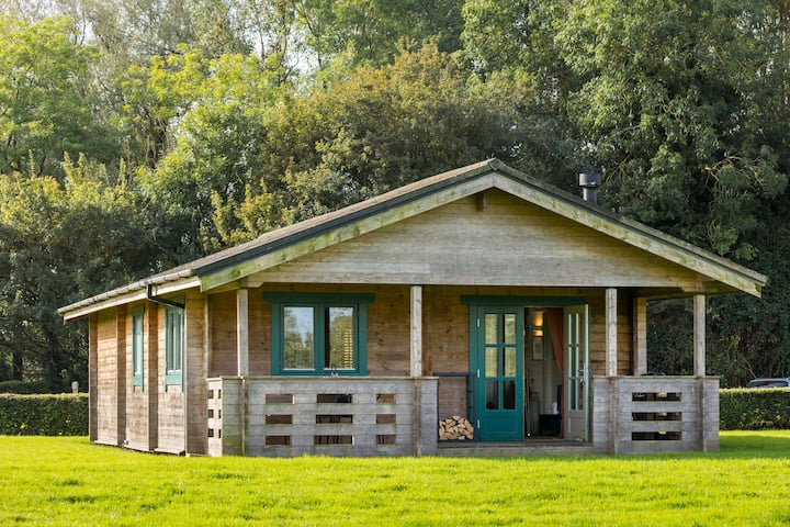 Iris Lodge - Cirencester