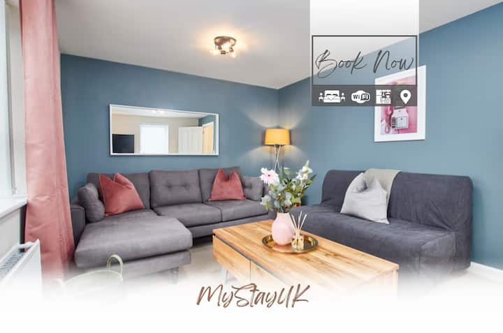 Spacious, 3br, Coventry House | Sleeps 9 | Parking - Warwick