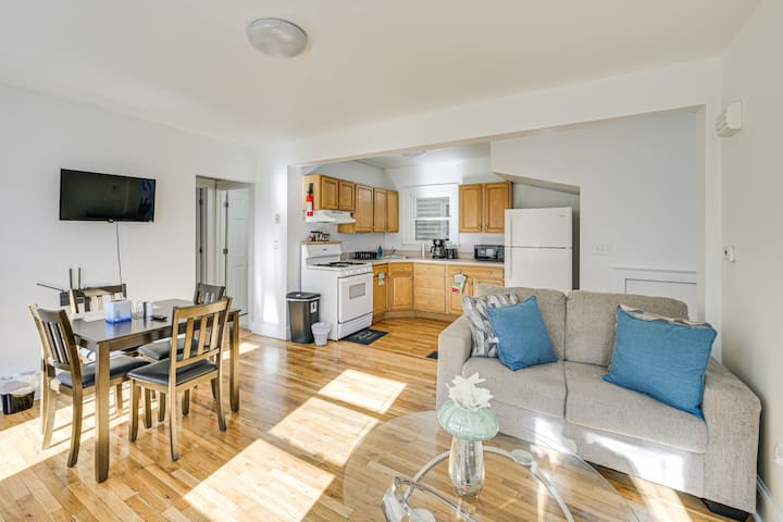 Cozy Cambridge Apartment In College Town! - Cambridge, MA
