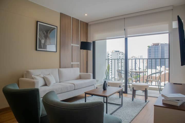 W* | Beautiful 2br With Fantastic Pool In Miraflor - Lima