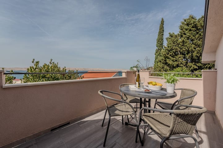 Appartement Mil (111871-a2) - Karlobag