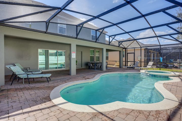 Private Pool: Spacious Family Getaway By Disney! - Davenport, FL