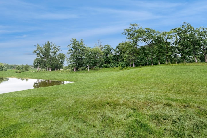 3br Condo | Shared Pool & Hot Tub | Golf Access - Wisconsin