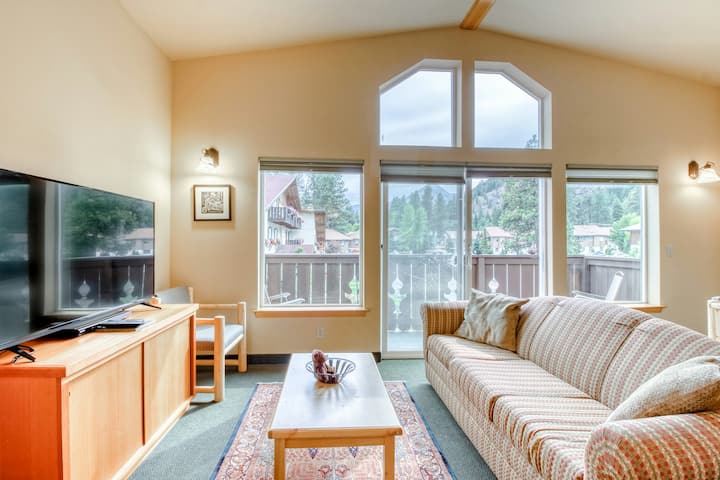 Downtown 2br Mountainview 2nd-floor - Balcony - Leavenworth, WA