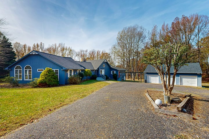 Spacious House With Water View, Kayaks, Foosball - アンナ湖, VA