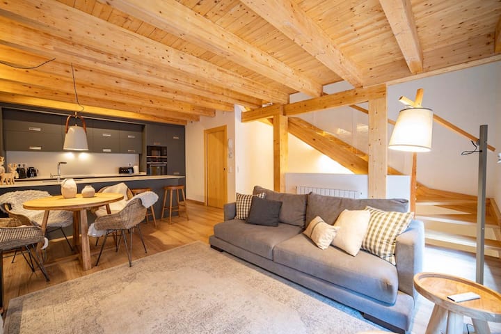 Casa Garona: In The Heart Of Vielha - Vielha