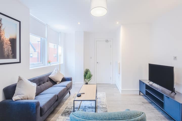 7 Regent Circus Apartment Central Long Stays - Swindon