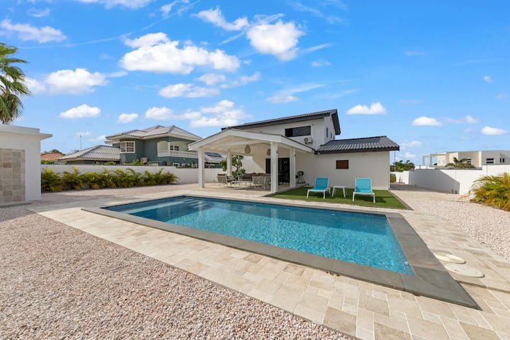 3 Bedroom Cozy Villa Close To Jan Thiel Beach - Curaçao