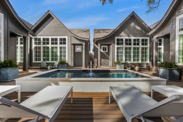 Downtown Cottage Hideaway Suite F - Fairhope, AL