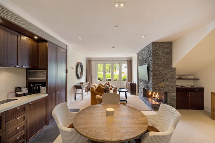 Glen Nevis 1- Queenstown Lakeshore Apt - Queenstown