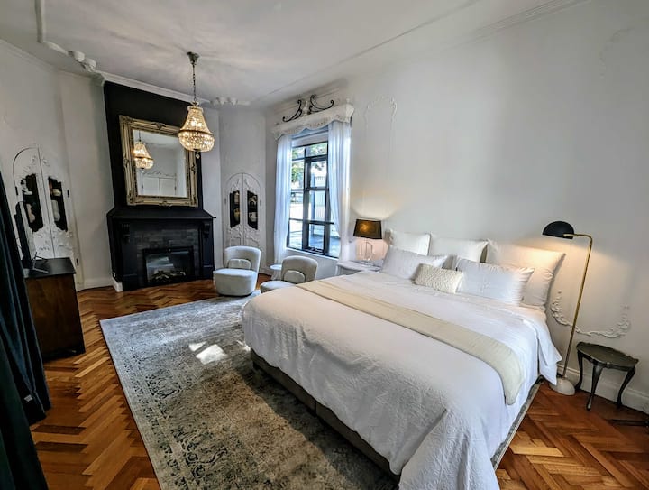 European Style Escape In Geelong - Geelong