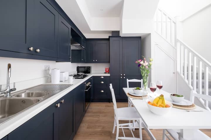 2 Volunteer House, Leiston, Near Sizewell - Dunwich