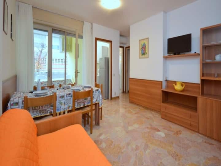 Maison Confortable Dans Un Bâtiment En Bord De Mer - Bibione