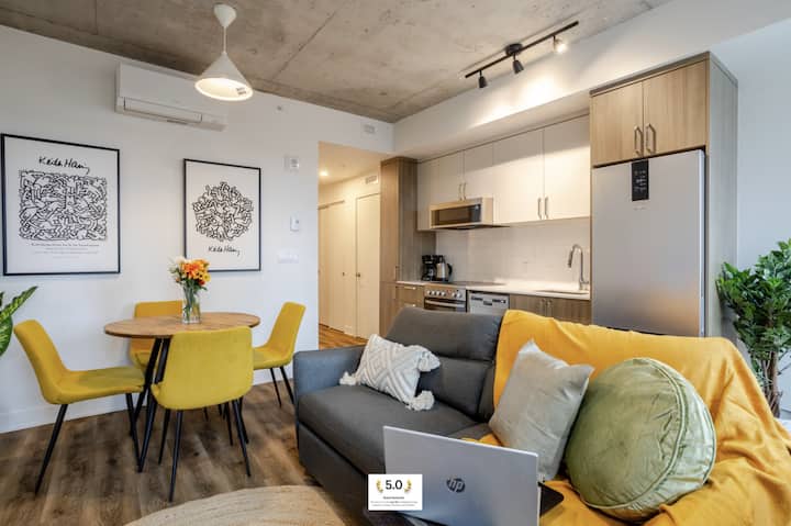 Stylish 1-bdr Apt In Dt Mtl – Prime Spot! - Montreal