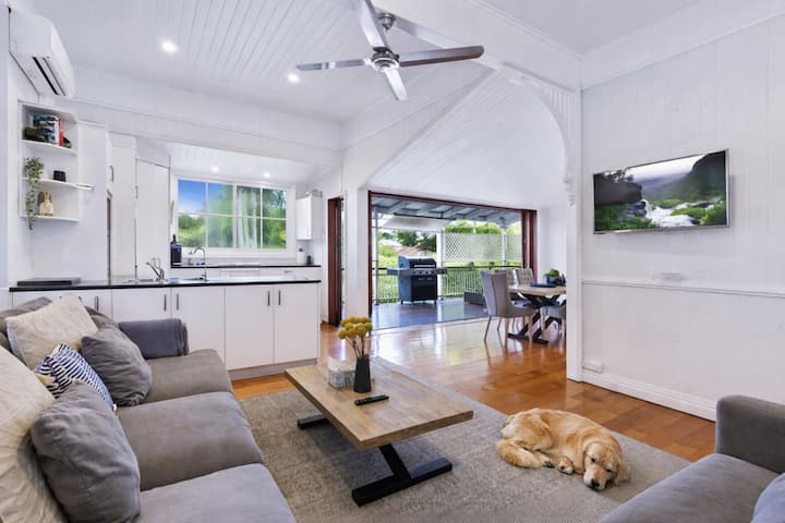 Family Friendly 15mins To City With Pool - Windsor