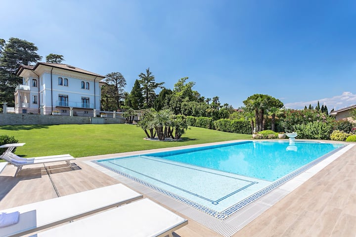 Villa Angela - Italian Homing - デゼンツァノ・デル・ガルダ