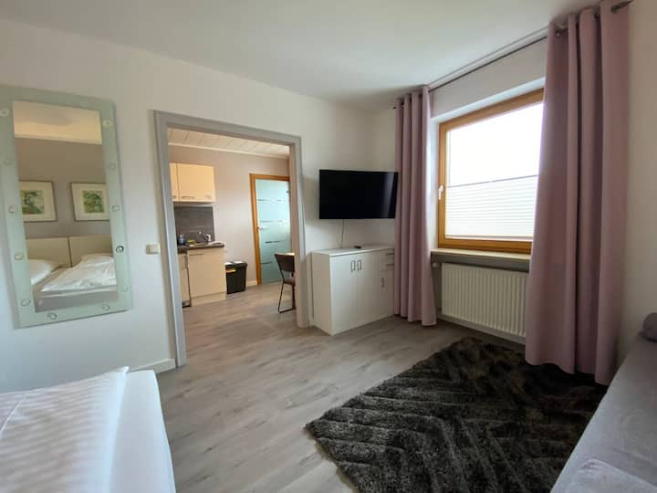 Bright Apartment For 2 – Near Messe München - Markt Schwaben