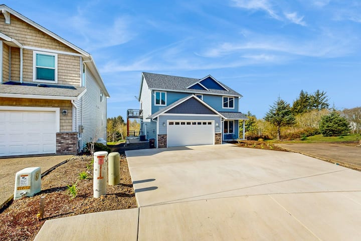 4 Br Family-friendly Home W/ Ocean Views, Hot Tub - Tillamook, OR